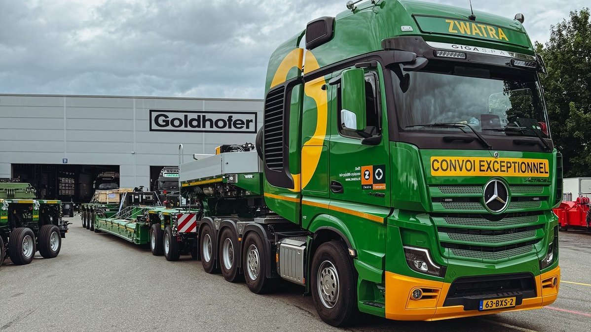 Nowe standardy w transporcie z firmą Goldhofer